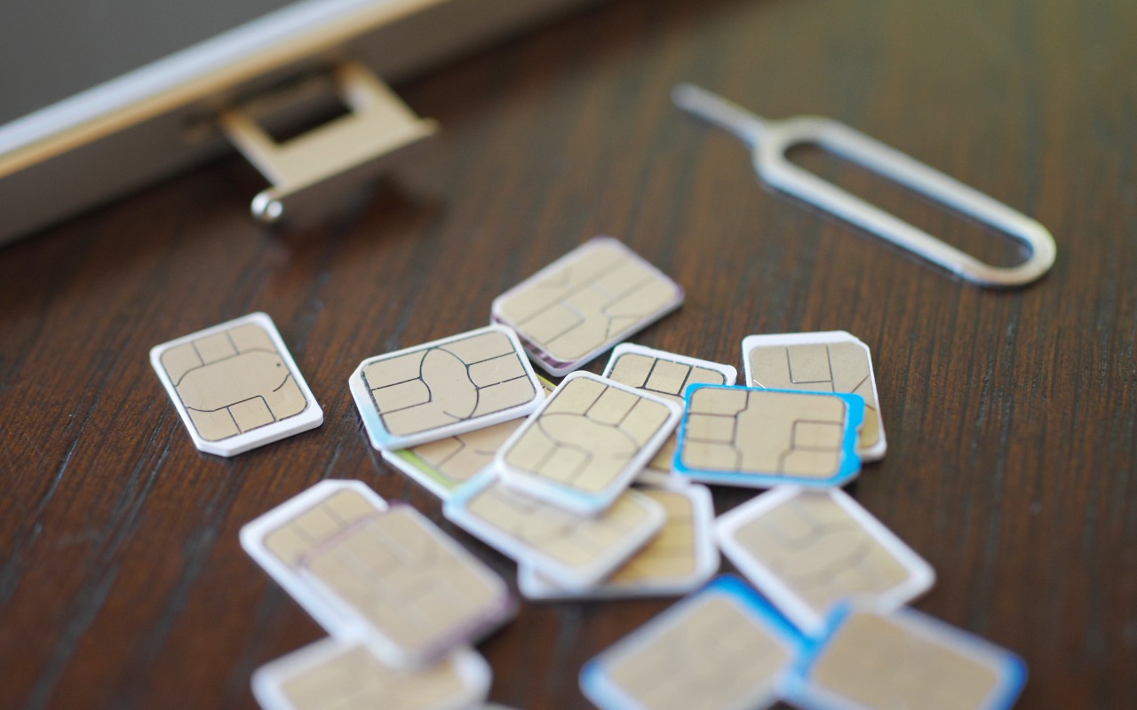 Apple Is Driving the iPhone to eSIM: Here’s What You Need to Know - IT WORX